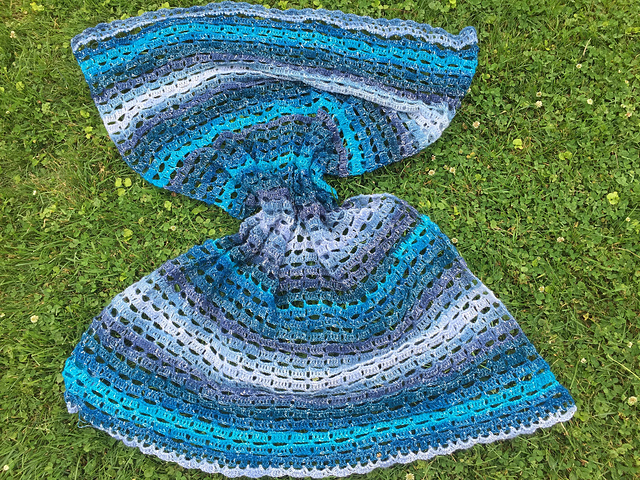 Ravelry: Crossed Paths Throw pattern by Rich Textures Crochet