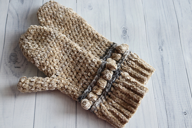 Ravelry: Easy Velvet Mittens pattern by Rich Textures Crochet