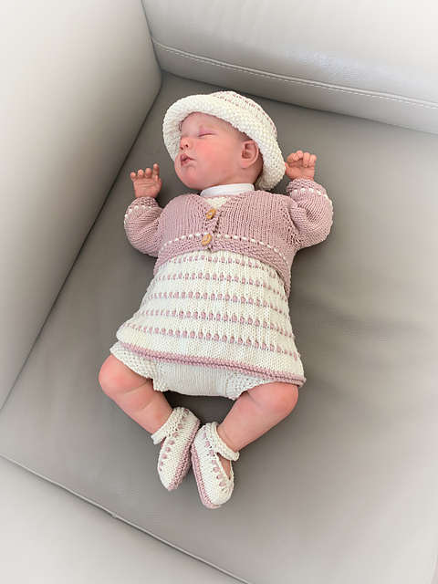 Ravelry: Designs by Caroline Richards