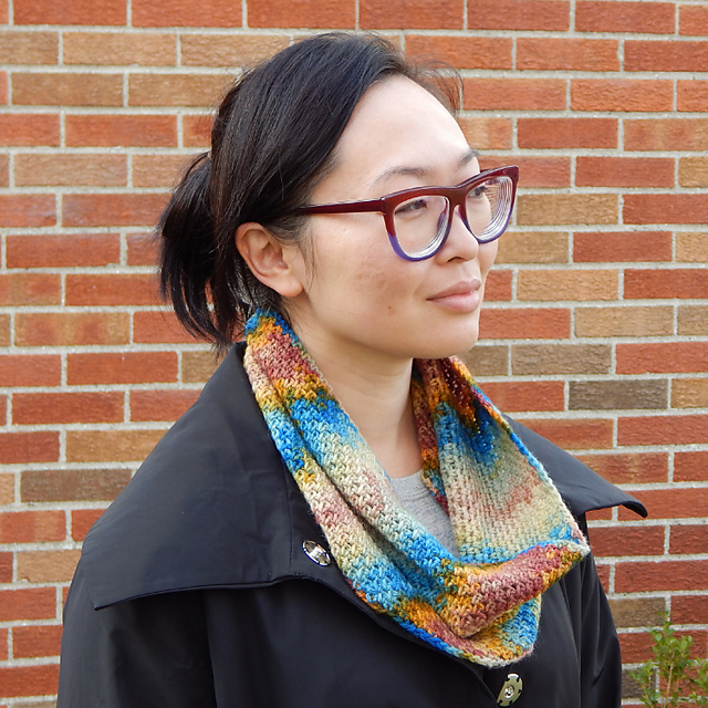 Ravelry: Jasper Cowl pattern by Angelia Robinson