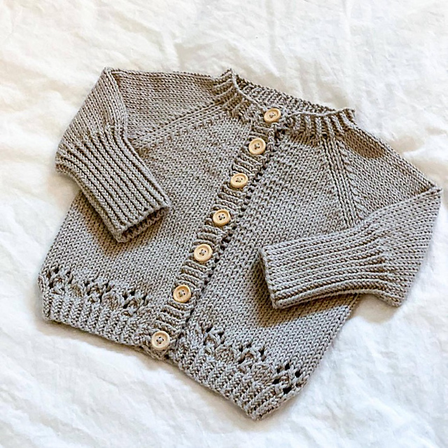 Ravelry: Daisyjacket/Daisyjakke pattern by Rillerundt