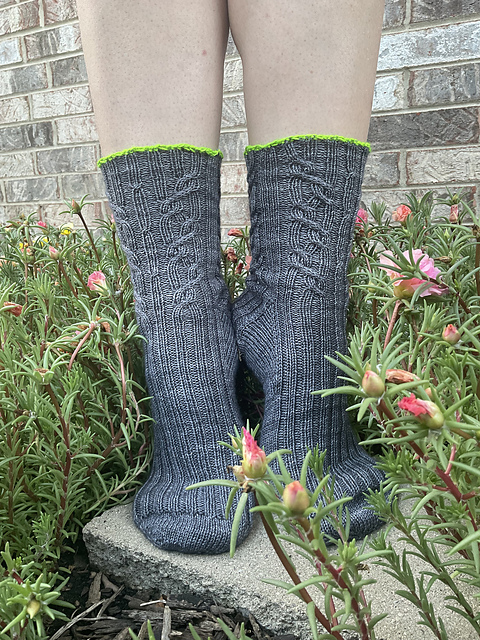 Ravelry: Conjoined Sock Twins pattern by Katherine Richmond