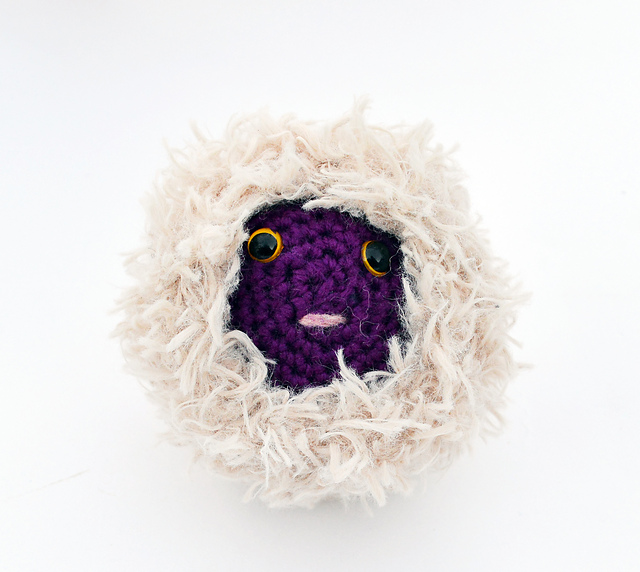 Ravelry: Fluffy Friend pattern by Roaming Pixies