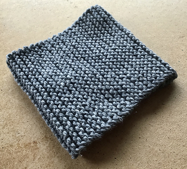 Ravelry: Lopi Tube Scarf pattern by Lily Steeple