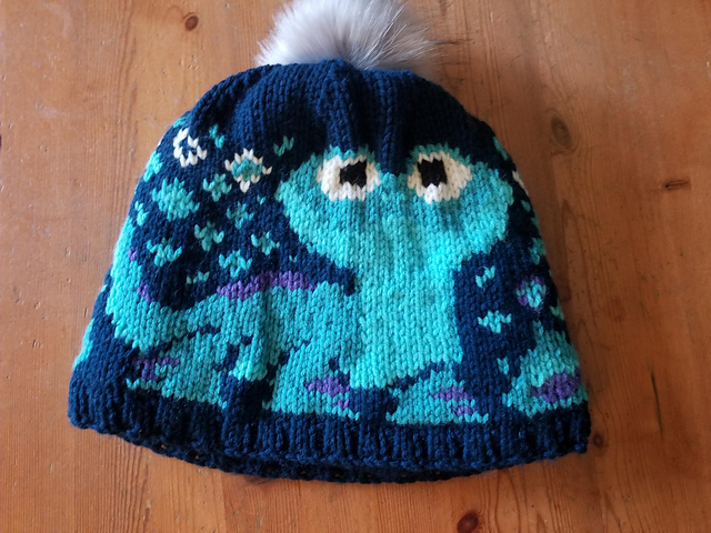 Ravelry: Bruni Hat pattern by Robyn Fiori