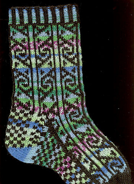 Ravelry: Anatoli pattern by Robyn Gallimore