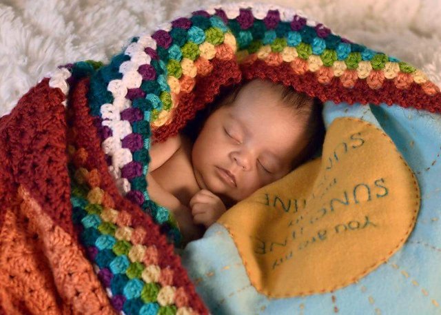 Ravelry: RockinLola's double rainbow baby blanket