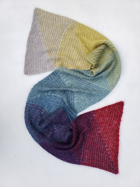 Ravelry: Blended Wedges pattern by Trisha Mitberg