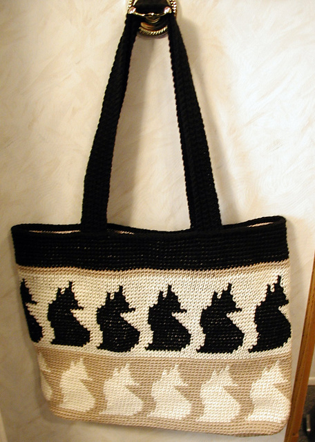 Ravelry: Tapestry Crochet Wolf Bag pattern by Shelle Hendrix