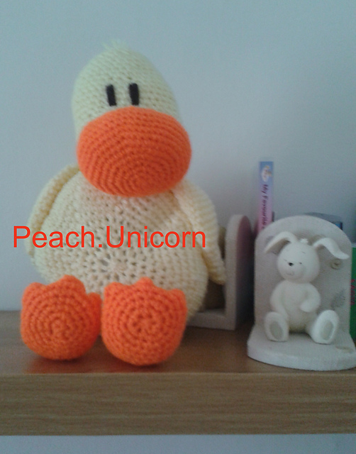Ravelry: Amigurumi Dougie the Duck Cushion / Pillow pattern by Peach ...