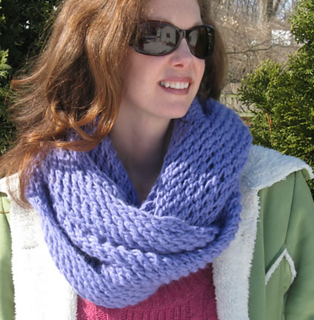 Ravelry: Roadster Convertible Cowl pattern by Sarah Barbour