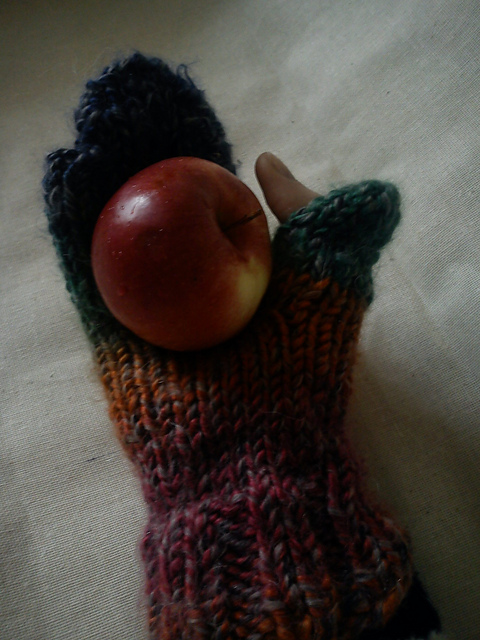 Ravelry: RoryRay's Mittens in different colours