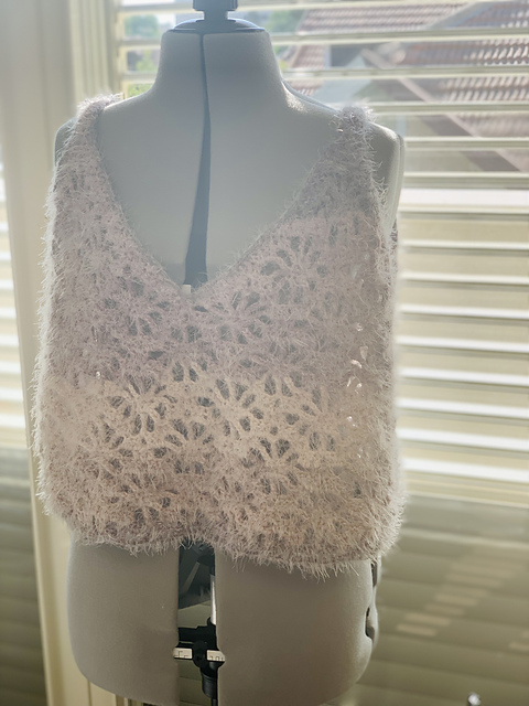 Ravelry: Flor tank pattern by Rose Wildflower