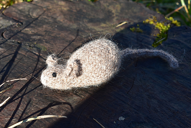 Ravelry: Mouse Woodland Collection pattern by Roseetballesdelaine