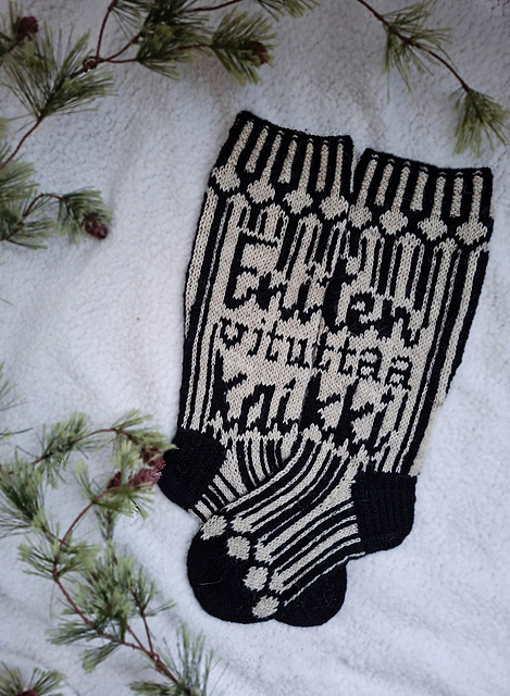 Ravelry: EVK sukat pattern by Knitting with Rosettalydia