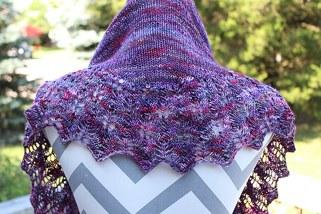 Ravelry: Seville Shawl pattern by Lisa Woung