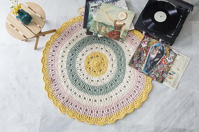 Ravelry: Alfombra de colores pattern by María Trapillo