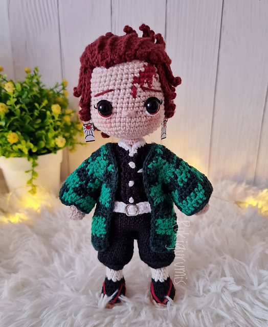 Ravelry: Kamado Tanjiro pattern by Camila Cabalin