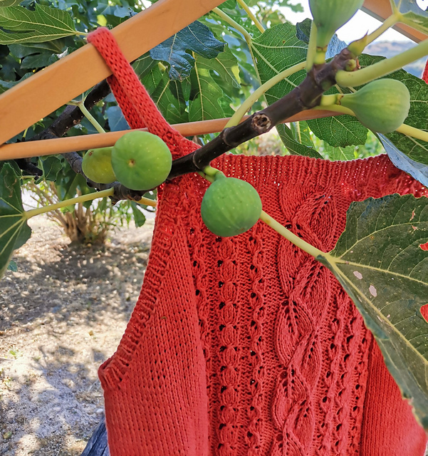 Ravelry: Nduja top pattern by Mirva Scivola