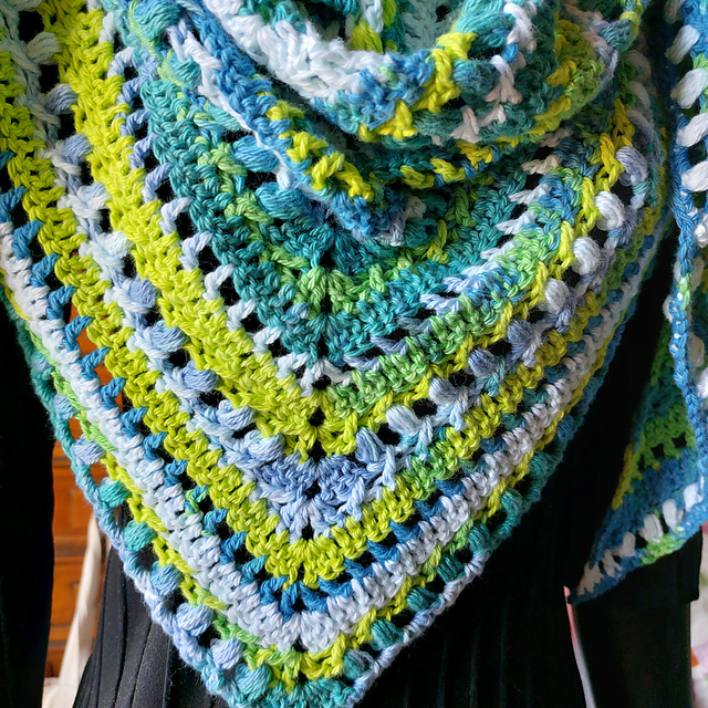 Ravelry: Everyday scarf pattern by Ruta Sab.