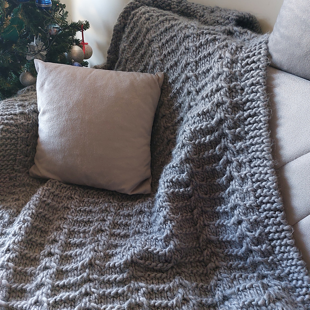 Ravelry: warm gray pattern by Ruta Sab.