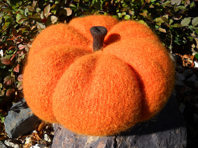 Ravelry: SCVGirl's Pumpkin Head 2012