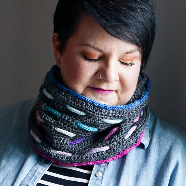 Ravelry: Bennet Cowl pattern by Sarah Korth