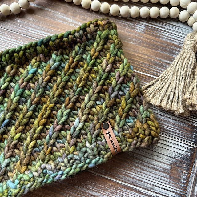 Ravelry: Convolution Cowl pattern by Crochet by Jennifer