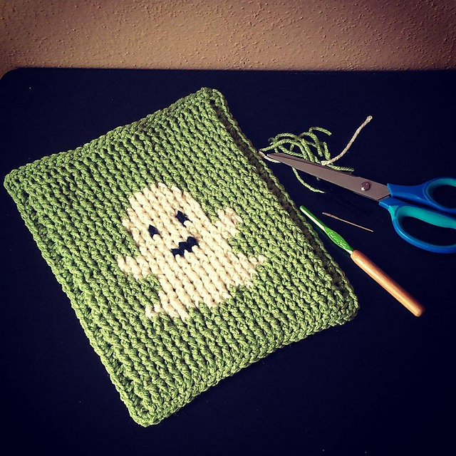 Ravelry: Ghost Block pattern by Sarah Boham