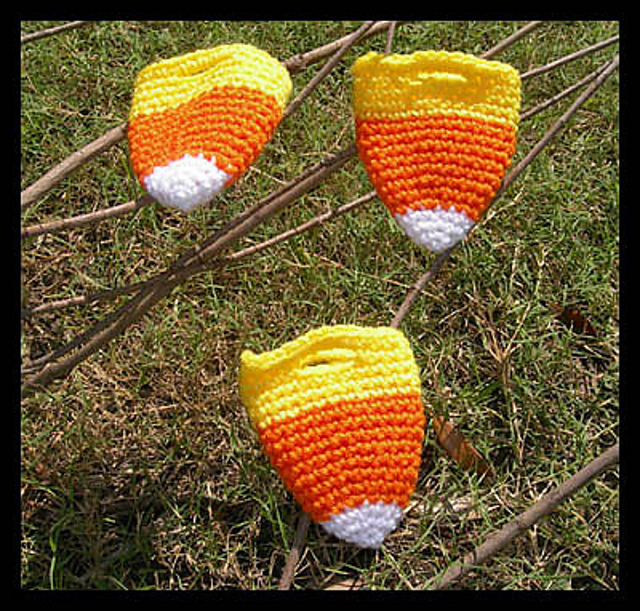Ravelry: Mini Candy Corn Treat Bags pattern by Cheryl_61