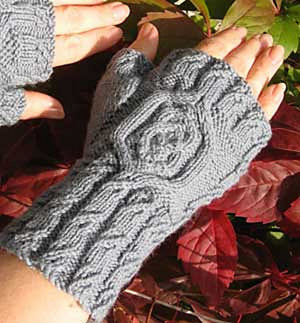 Ravelry: Camelot pattern by Sabine Riefler