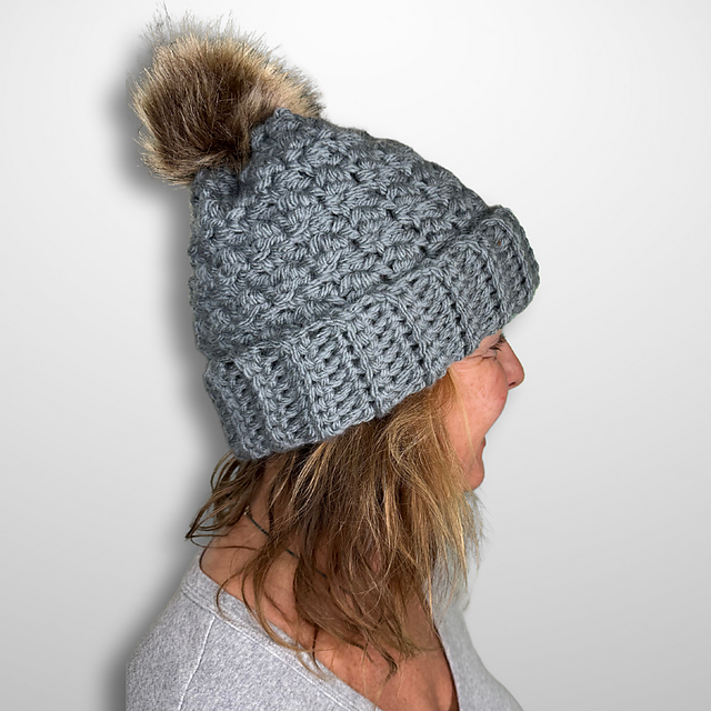 Ravelry: Wrenley Bulky Beanie pattern by Sabine Green