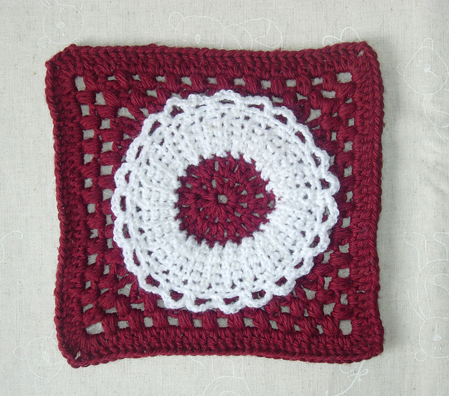 Ravelry: Ruffled Collar Square pattern by Melanie Stiles