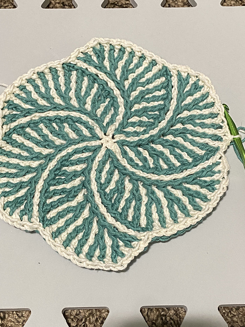 Ravelry: Mycelium Waves pattern by Jackson Childers