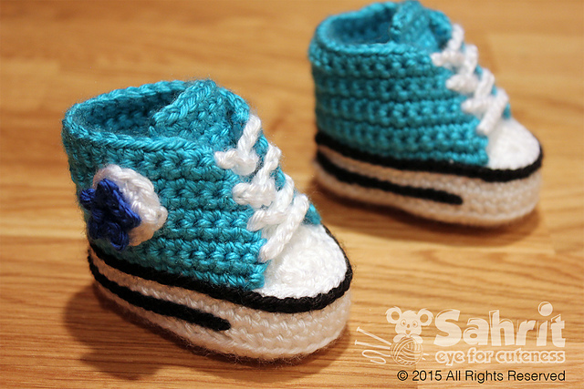 Ravelry: Baby Converse Booties pattern by Sahrit Freud-Weinstein