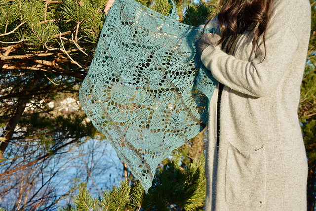Ravelry: Icelandica Shawl pattern by SailorWifeKnits