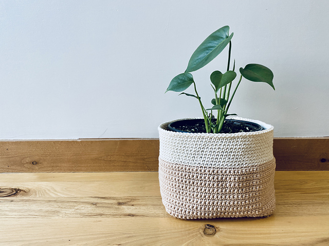 Ravelry: Dishie Basket pattern by Salena Baca