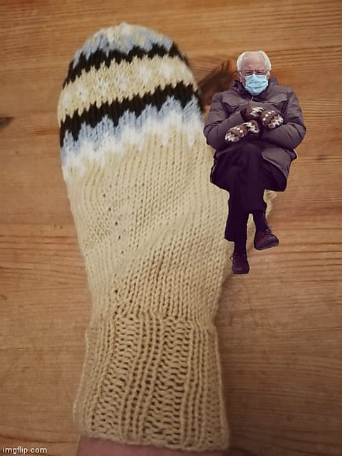 Ravelry: Bernie's Mittens pattern by Sally Nall