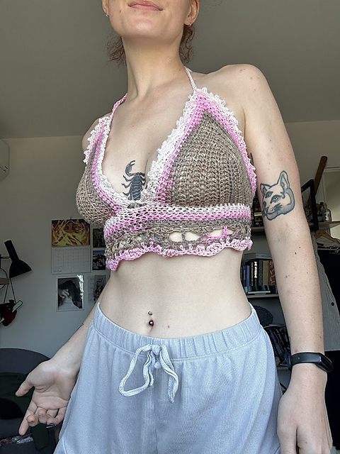 Ravelry: The Thistle Top pattern by Devon Hansen