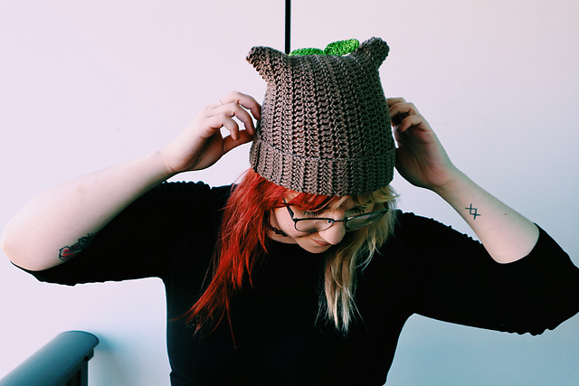 Ravelry: Sprout Hat pattern by Sam Bartley