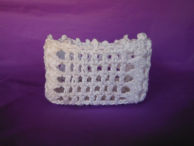 Ravelry: Easy square basket pattern by Sanet Ferreira