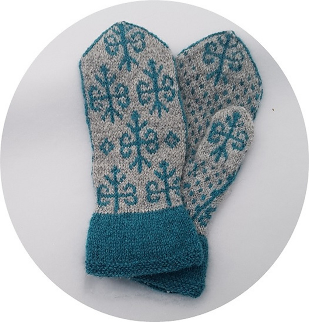 Ravelry: Vanten Ninnie pattern by Sannie Hanhisalo