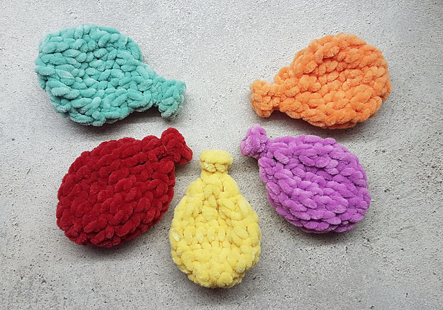 Ravelry: water balloons pattern by Sankasu