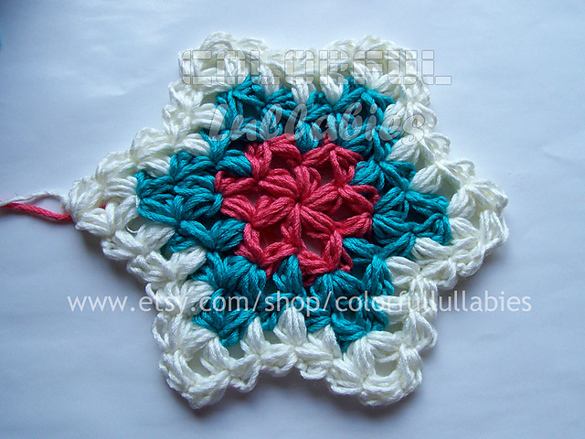 Ravelry: Puff star pattern by Sara Palacios