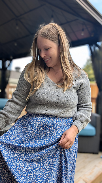 Ravelry: Petites Fleurs pattern by Sarah Bleau Design