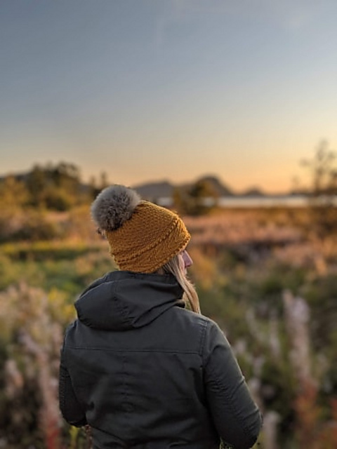 Ravelry: Acacia pattern by Sarah Bleau Design
