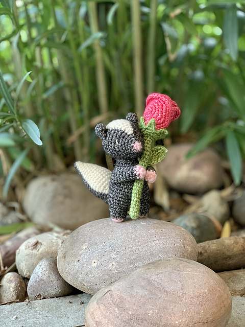 Ravelry: Blossom the Skunk pattern by Sarah Prather