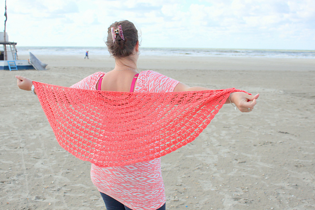 Ravelry: Coral Beach Shawl pattern by A la Sascha