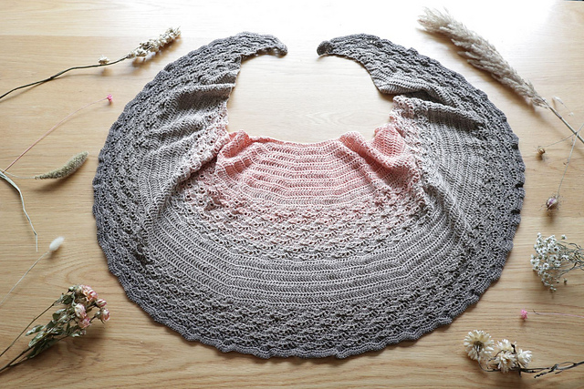 Ravelry: Victorian Shawl pattern by A la Sascha