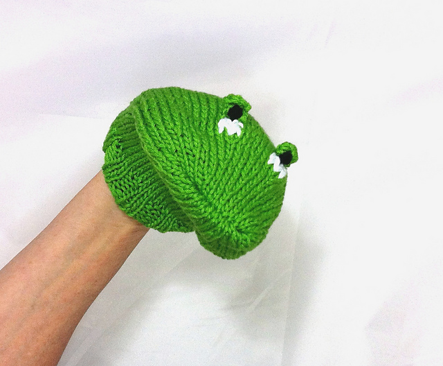 Ravelry: Frog Wash Cloth pattern by Sassy Skein